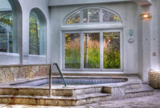 Before You Install An Indoor Hot Tub - What You Need To Know About ...